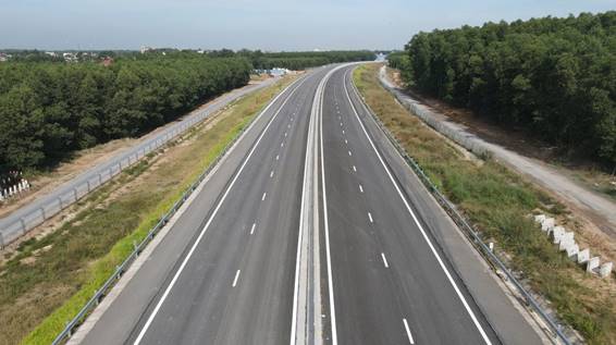 Cao tốc Biên Hòa – Vũng Tàu tăng tốc thi công, tiến gần ngày thông tuyến